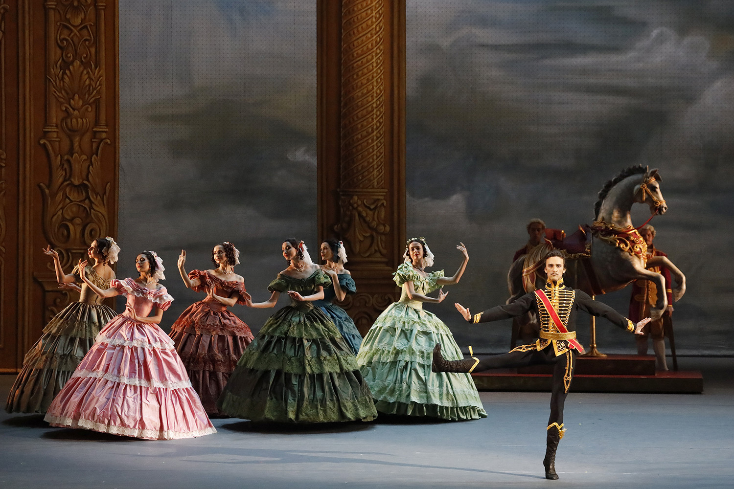 Ruslan Skvortsov - Principal Dancer - BolshoiRussia.com